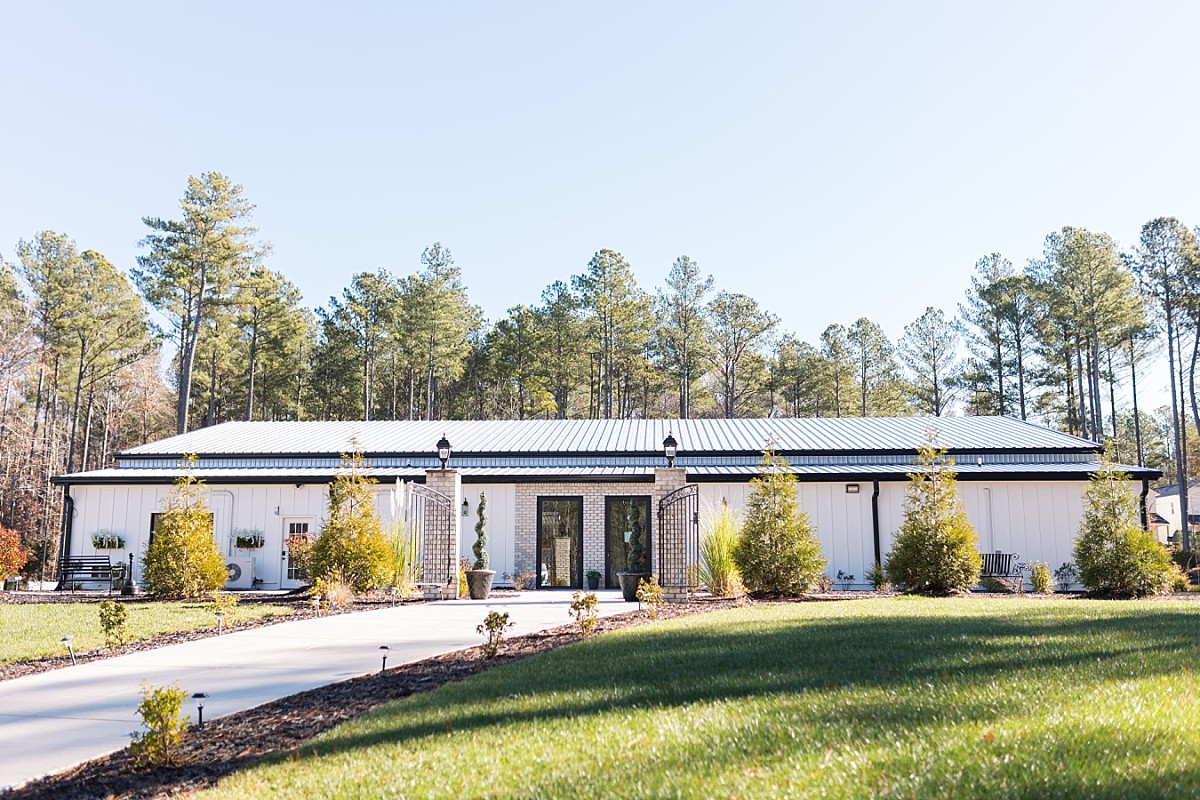 Christmas Wedding at Pinehill Pavilion | Raleigh Wedding Photographer